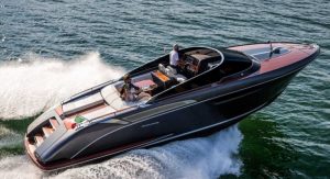 Best Italian Boat Brands: List Of Top 10 - eBusinessware